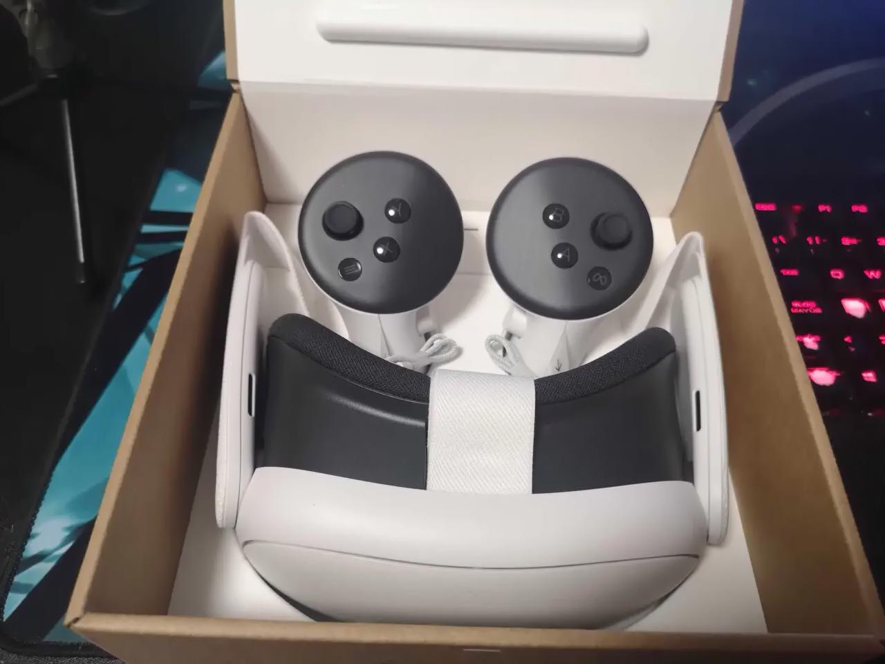 Probamos las gafas VR: Opinión Meta Quest 3 | The Factory School
